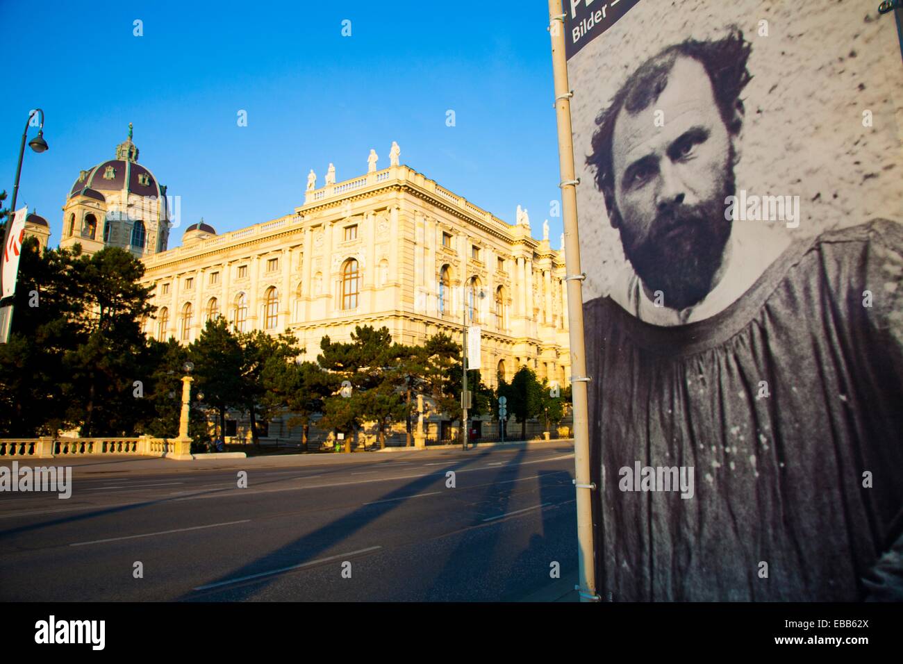 Klimt kunsthistorisches museum vienna hi-res stock photography and ...