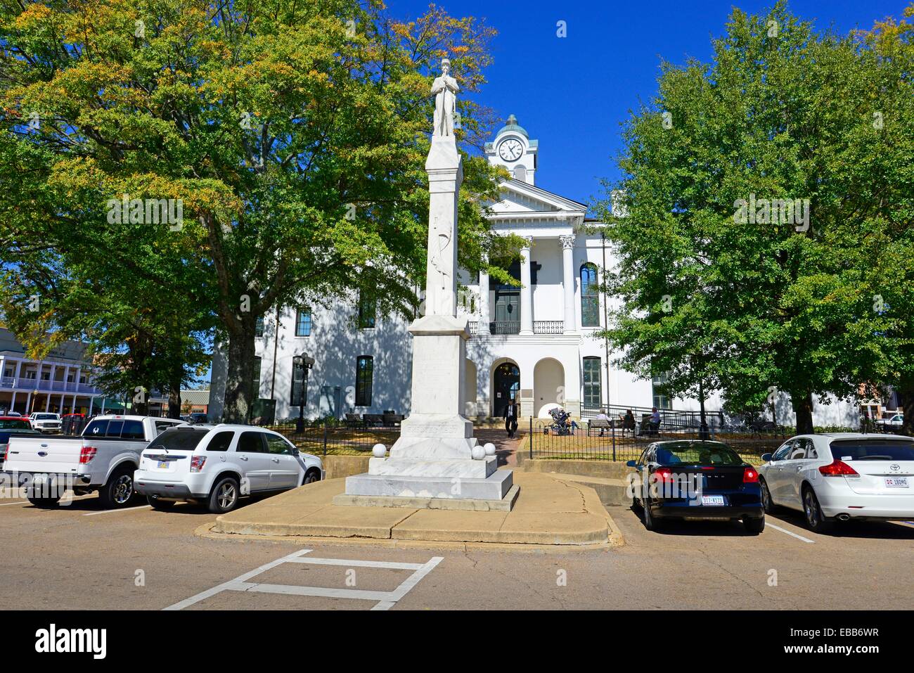 Oxford courthouse square hi-res stock photography and images - Alamy