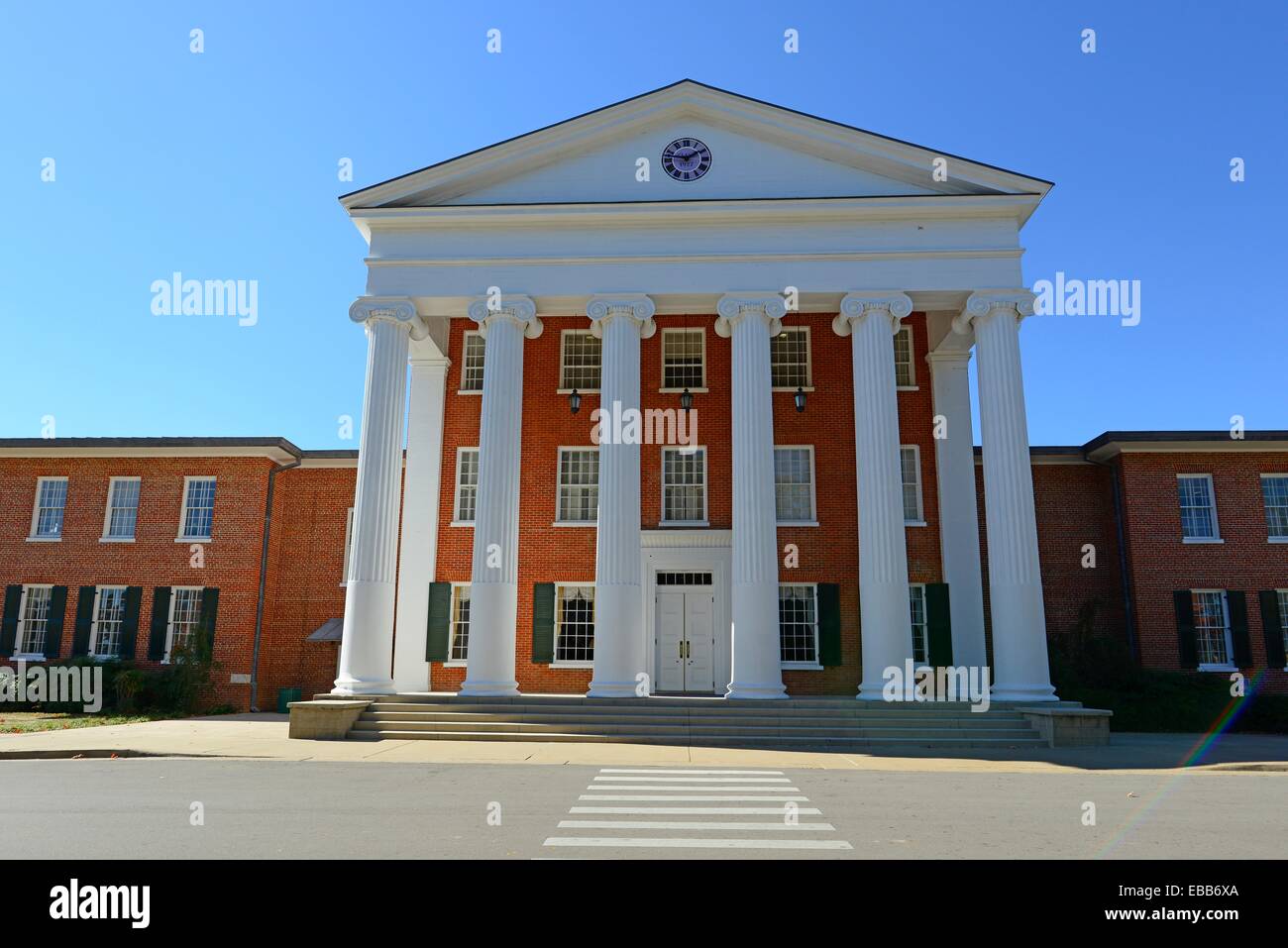 Lyceum building ole miss campus hi-res stock photography and images - Alamy
