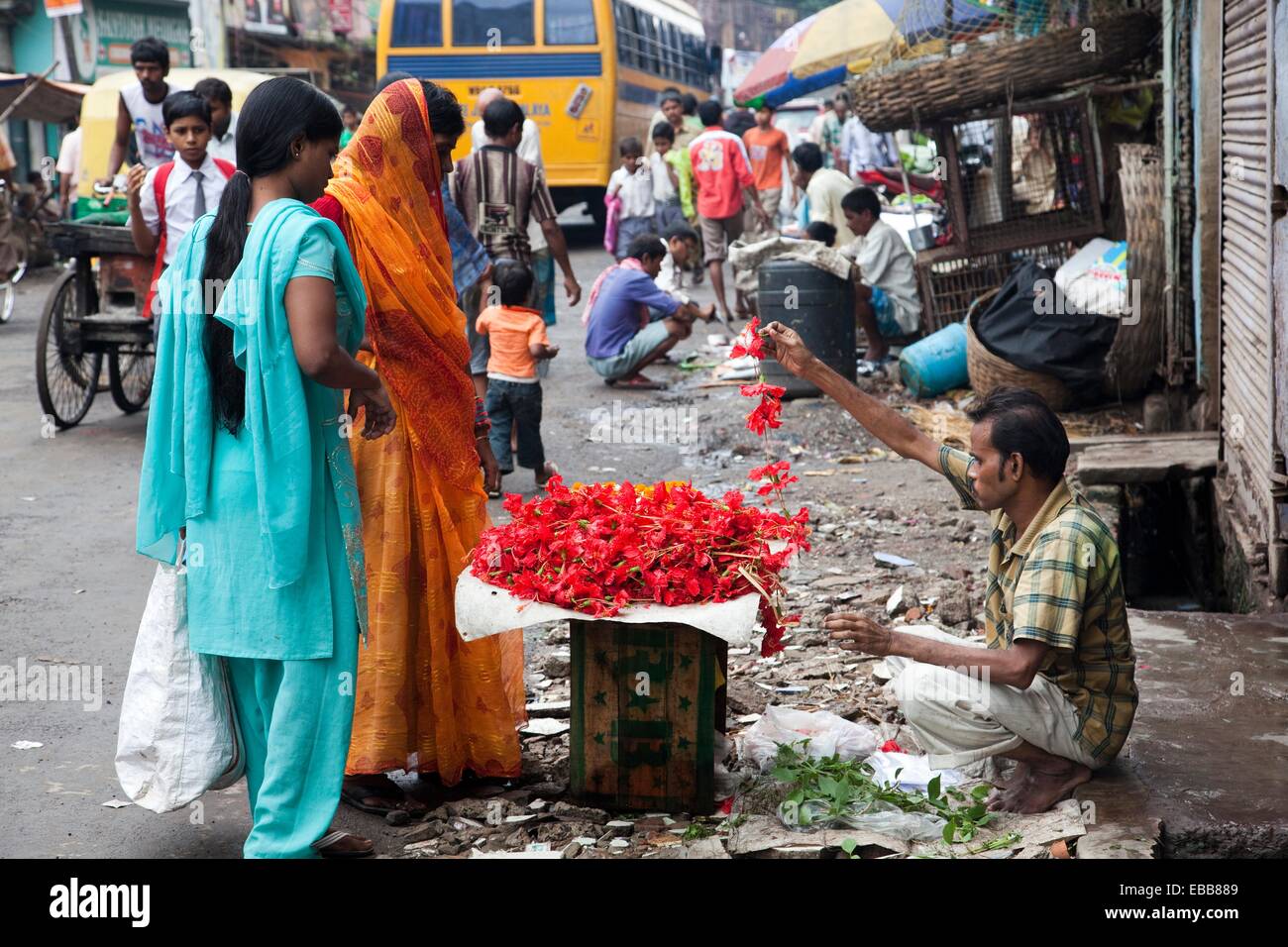 Street scene, Calcutta, India Stock Photo - Alamy