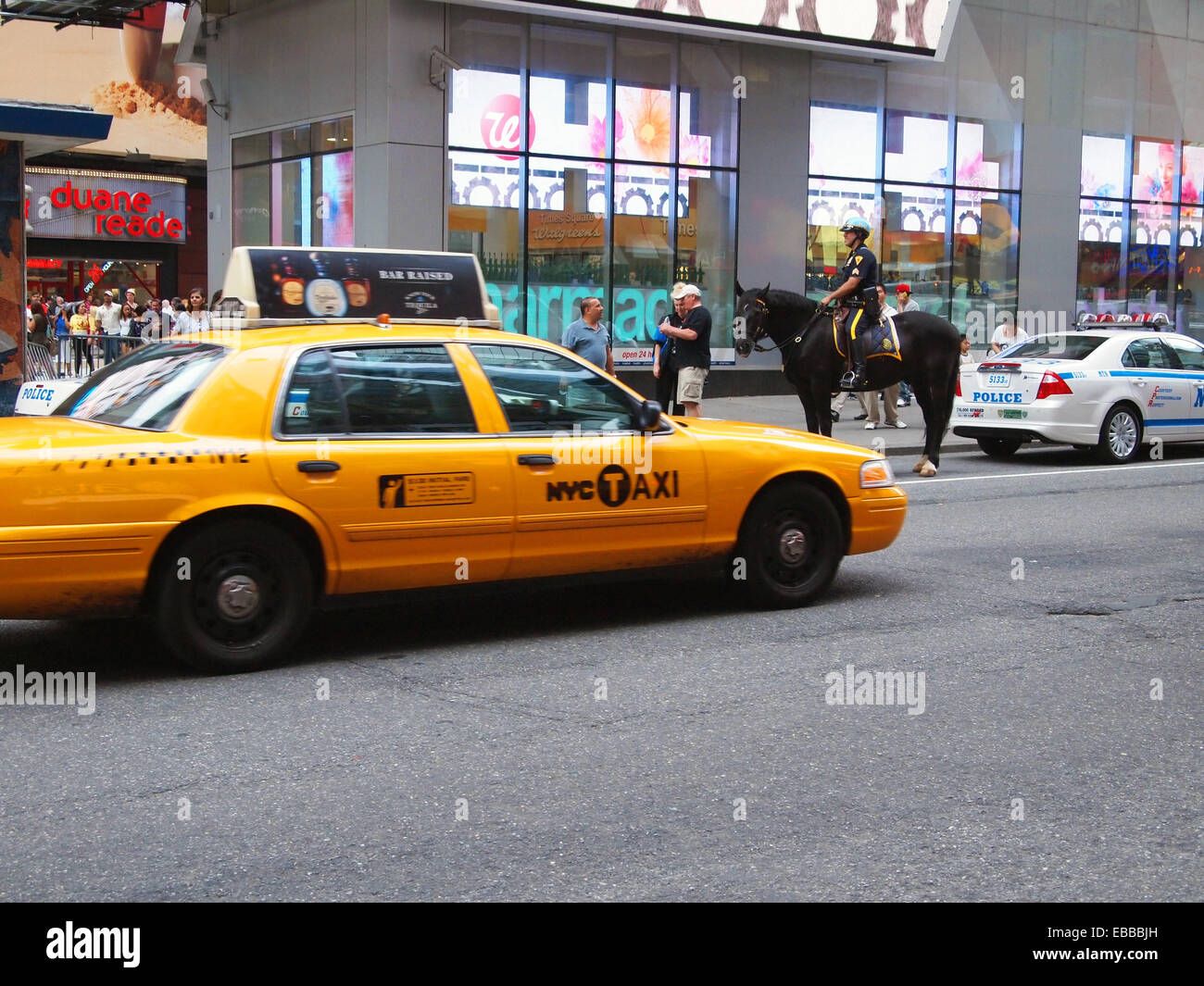 New york city police department mounted unit hi-res stock photography ...