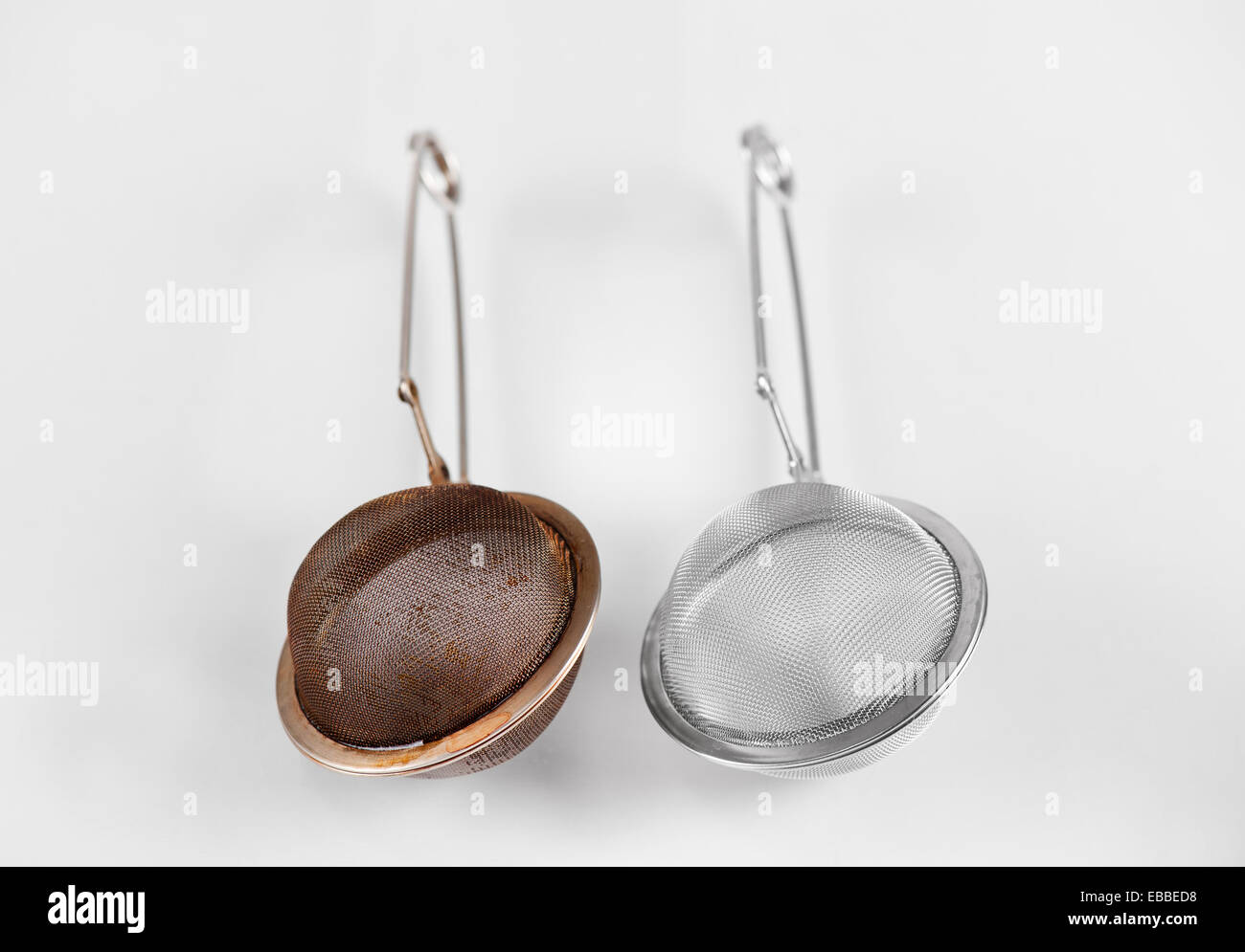 Dirty tea bags hi-res stock photography and images - Alamy