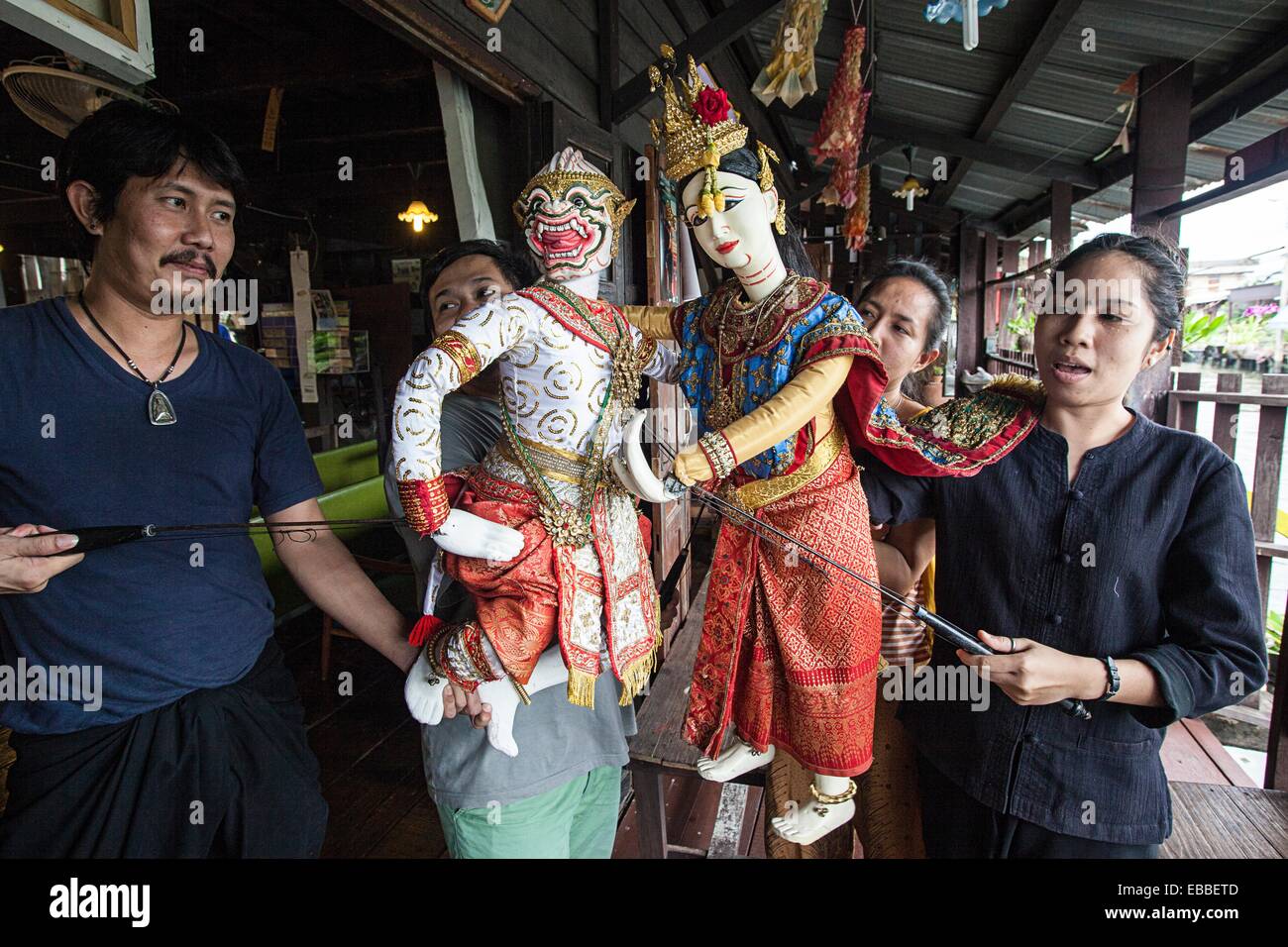 Standing puppets hi-res stock photography and images - Alamy