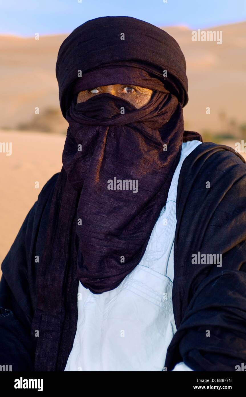 Tuareg; Close up; special Costume for Festival; Libyan Arab Jamahiriya; Libyan Desert Stock ...