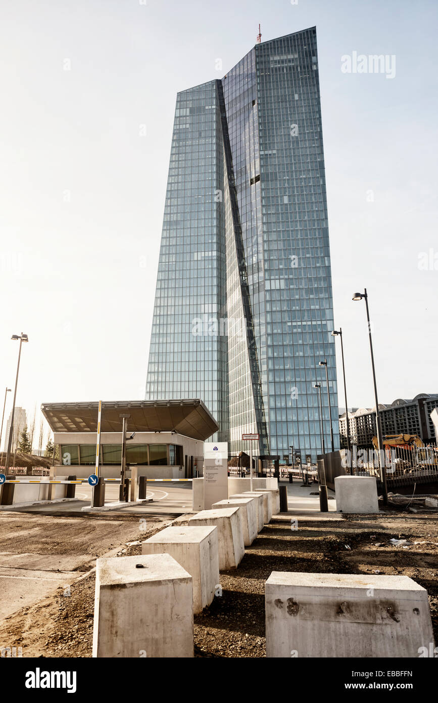 European central bank building hi-res stock photography and images - Alamy