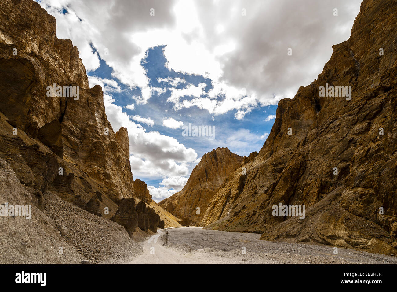Kashmir And Himachal Pradesh Border High Resolution Stock Photography ...
