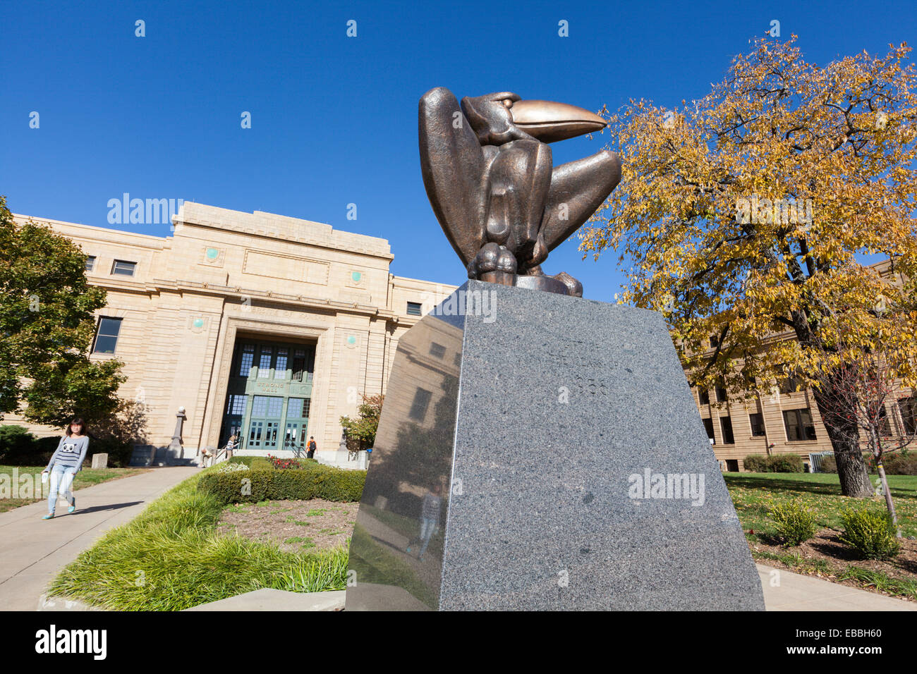 College university campus hi-res stock photography and images - Alamy