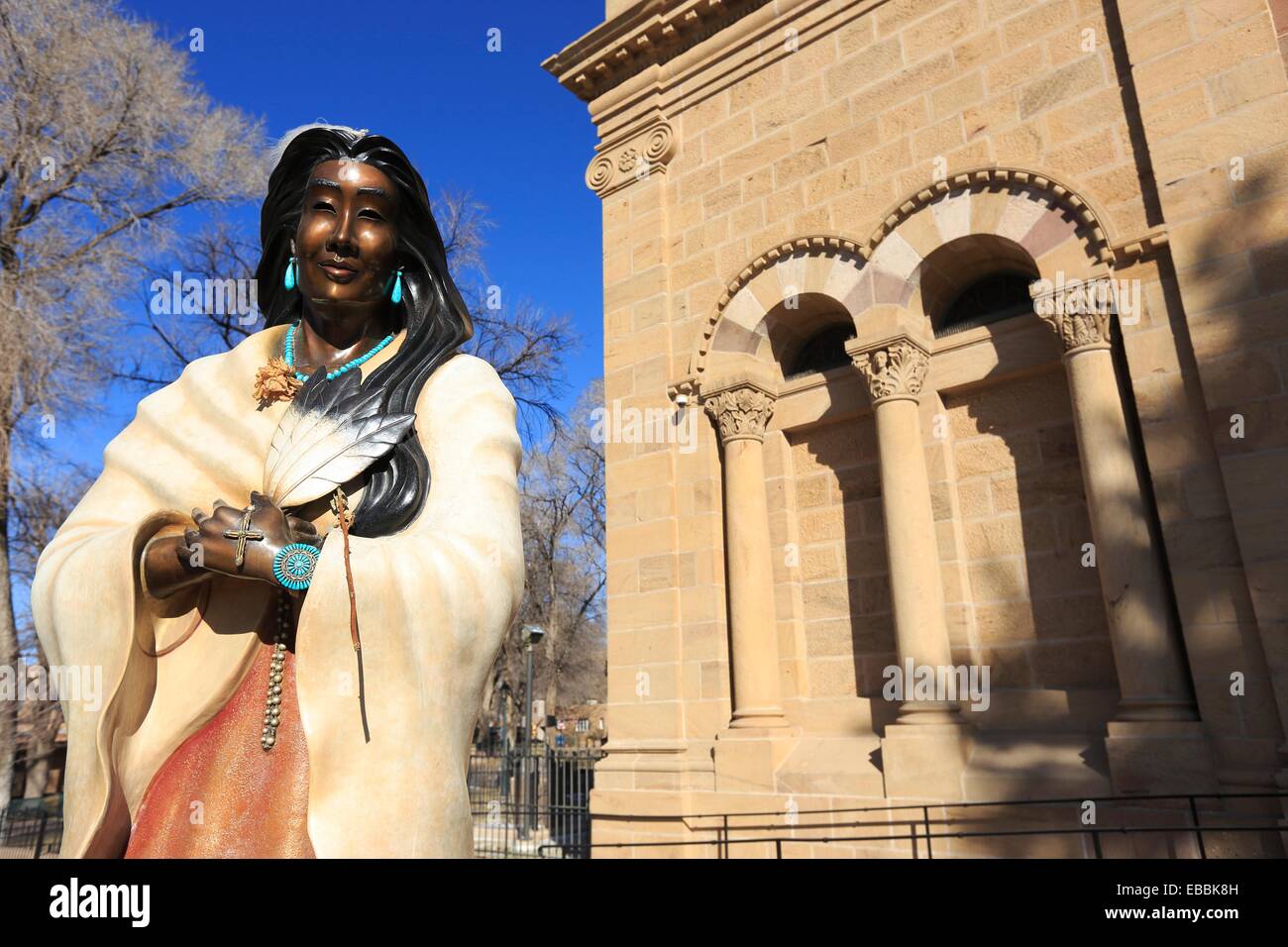 St kateri tekakwitha statue st hi-res stock photography and images - Alamy