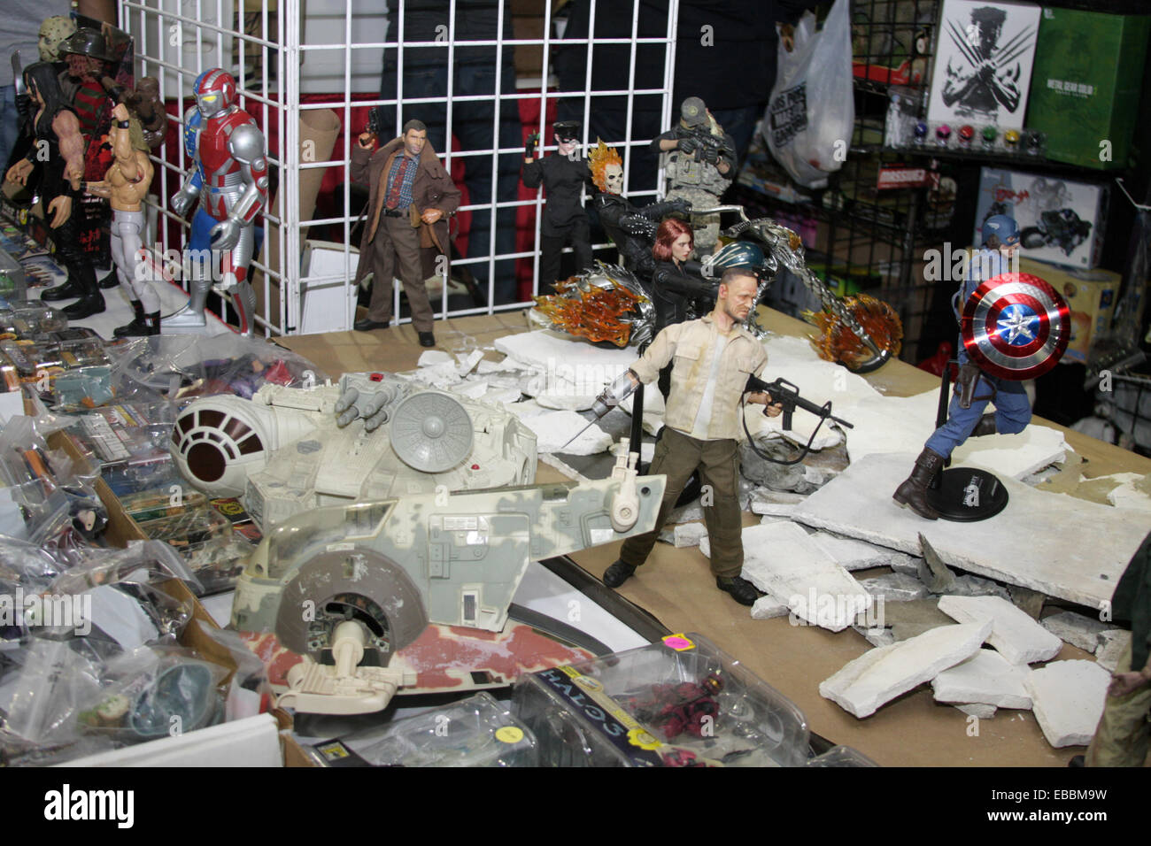 Puerto Rico Comic Con 2014 - Day 2 Featuring: Atmosphere Where: Isla ...