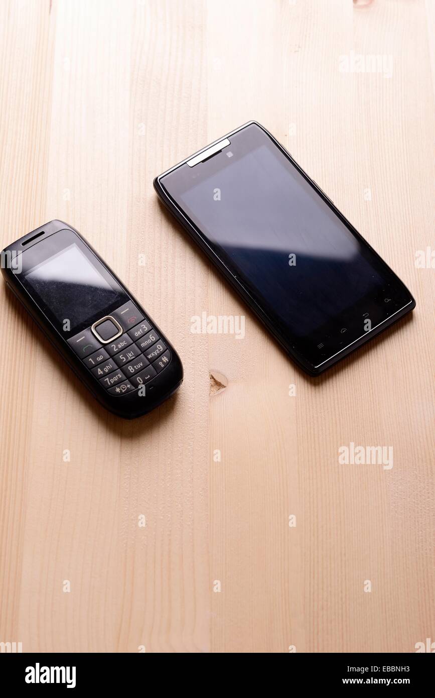 Old Mobile Phone High Resolution Stock Photography and Images - Alamy