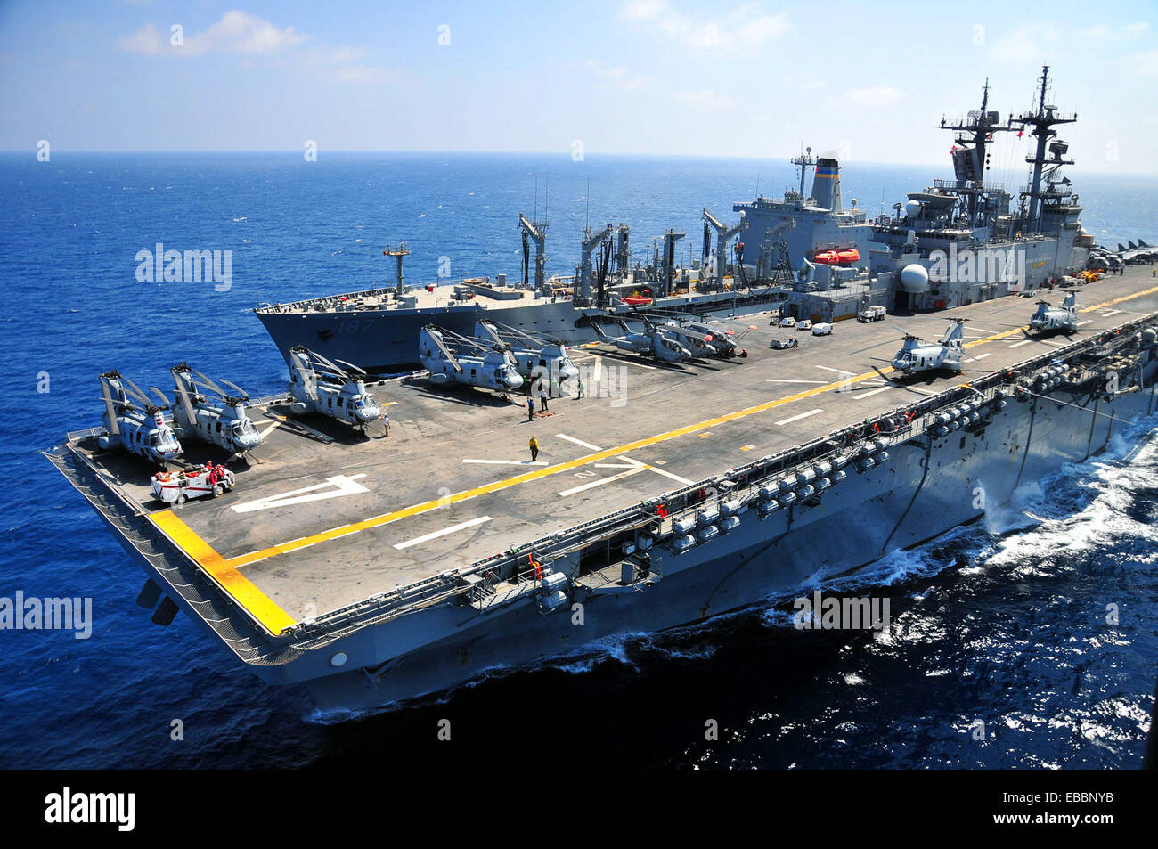 Uss boxer lhd 4 hi-res stock photography and images - Alamy