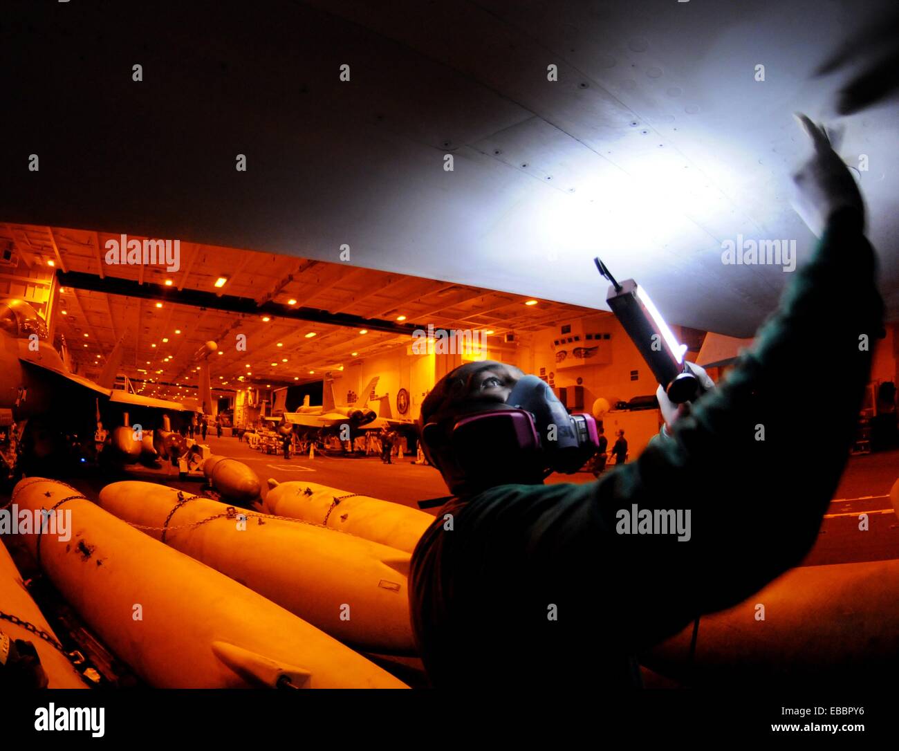 Aviation structural mechanic hi-res stock photography and images - Alamy