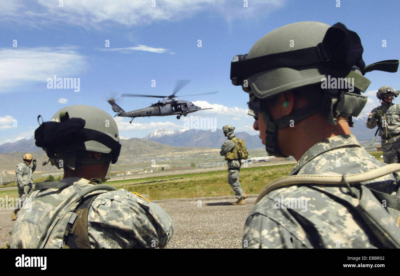 U s army special operations forces hi-res stock photography and images ...