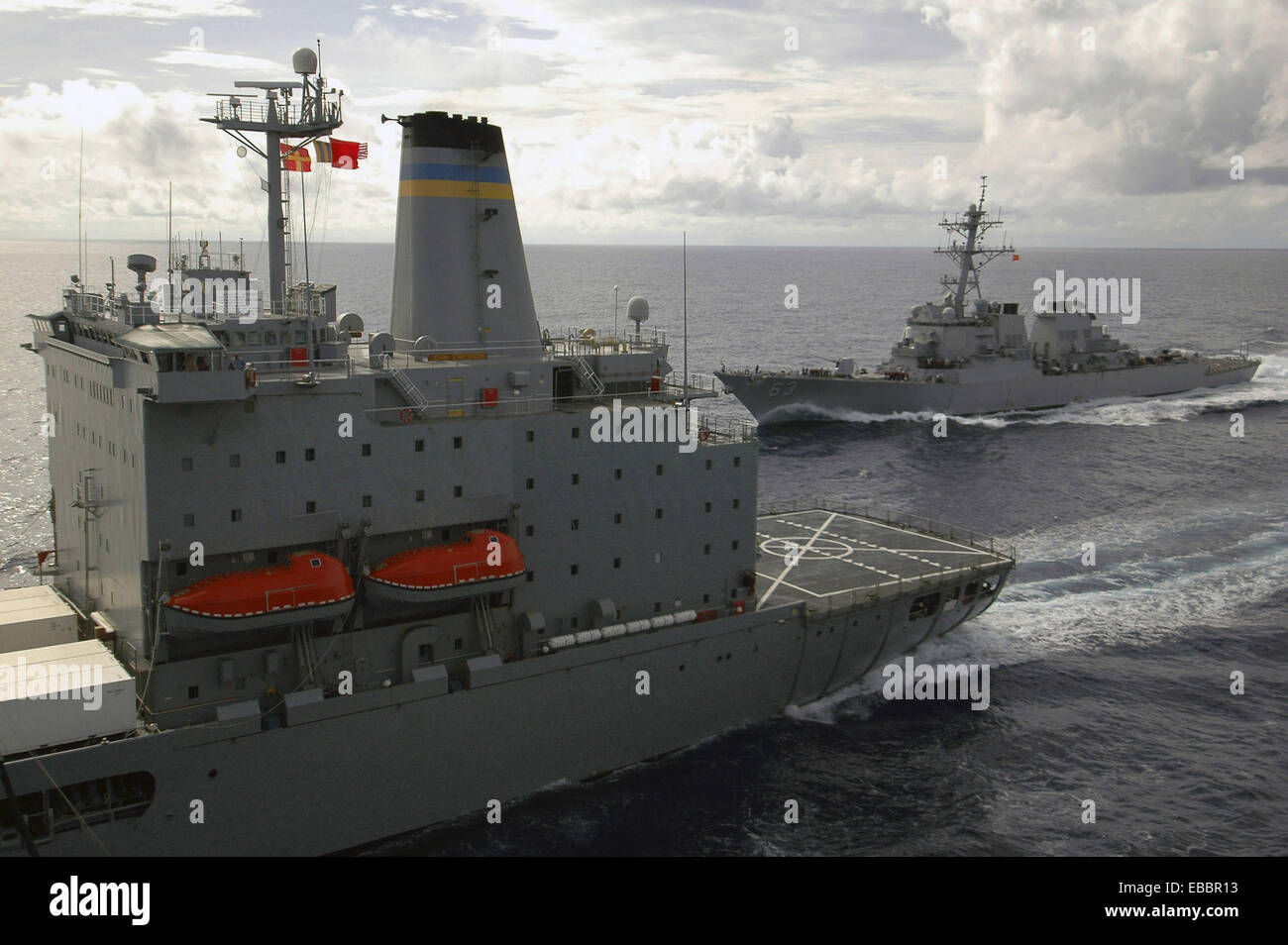 Guided missile destroyer uss stethem ddg 63 hi-res stock photography ...