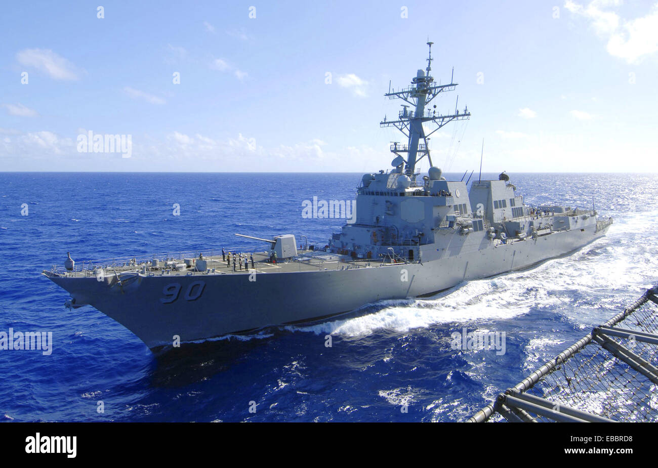 Guided missile destroyer uss chafee ddg 90 hi-res stock photography and ...
