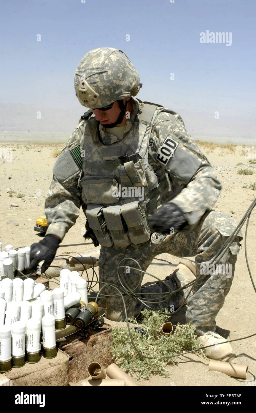 Blasting caps hi-res stock photography and images - Alamy