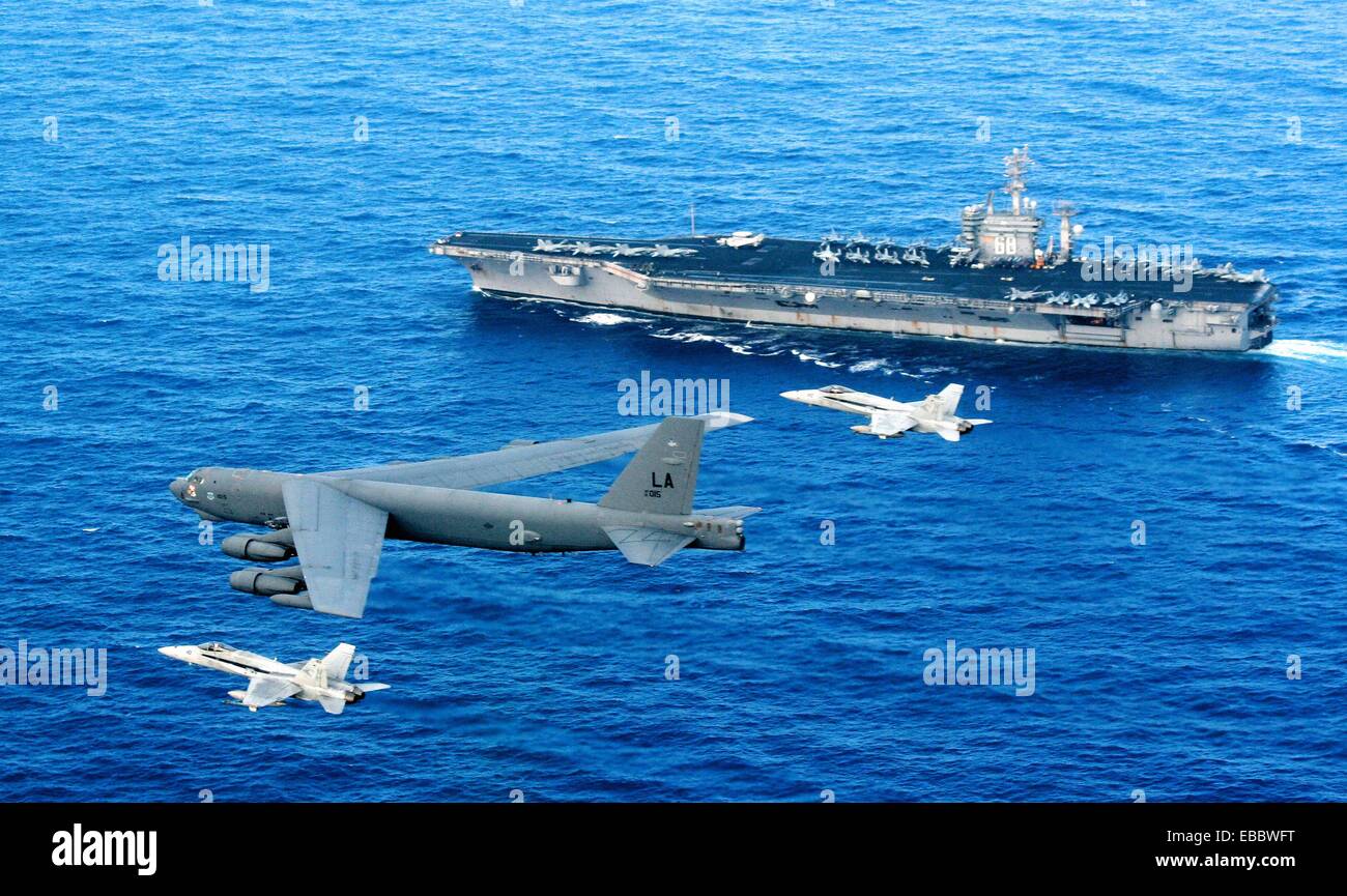 F 18 b hornet hi-res stock photography and images - Alamy