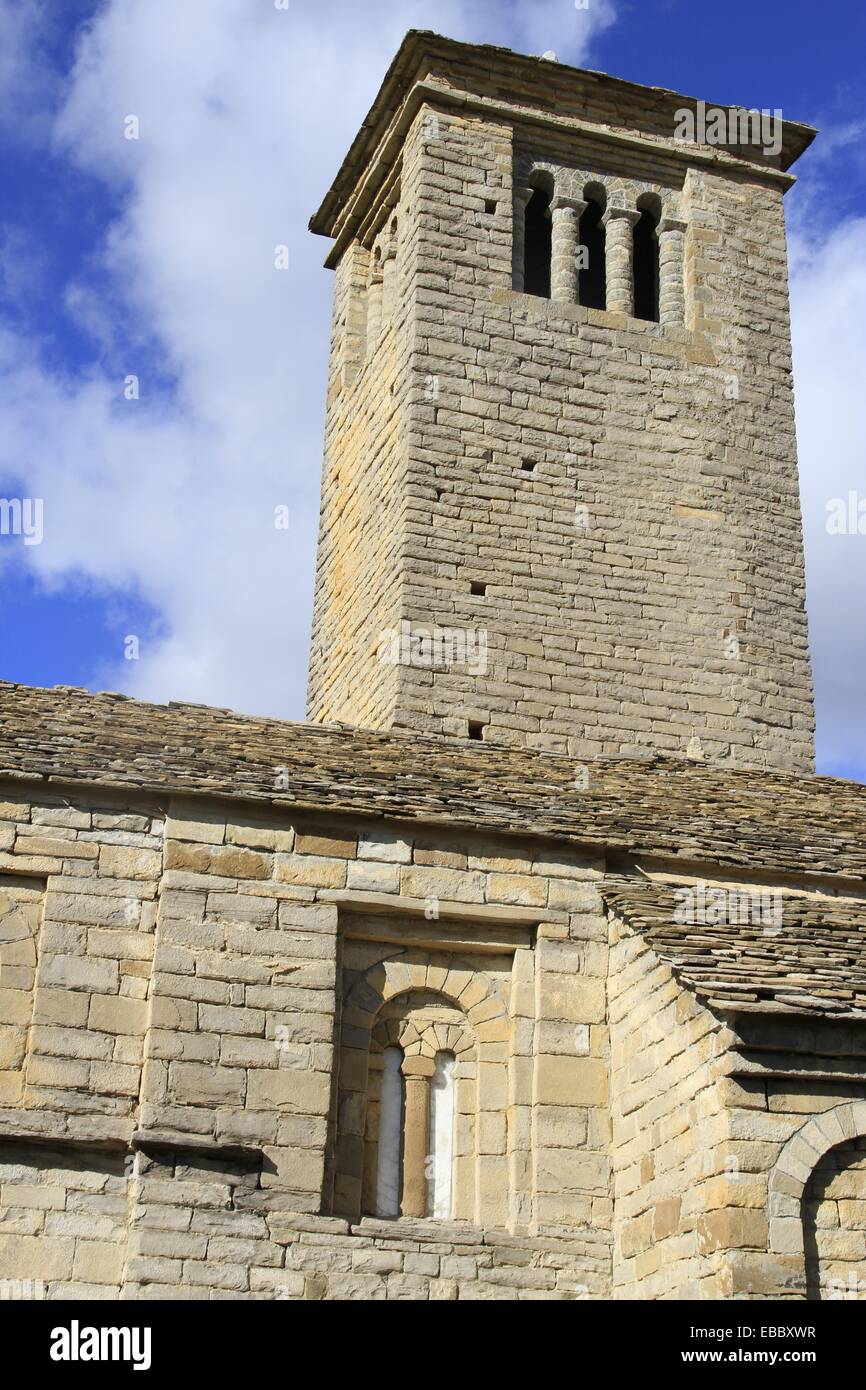 Apse arch hi-res stock photography and images - Alamy