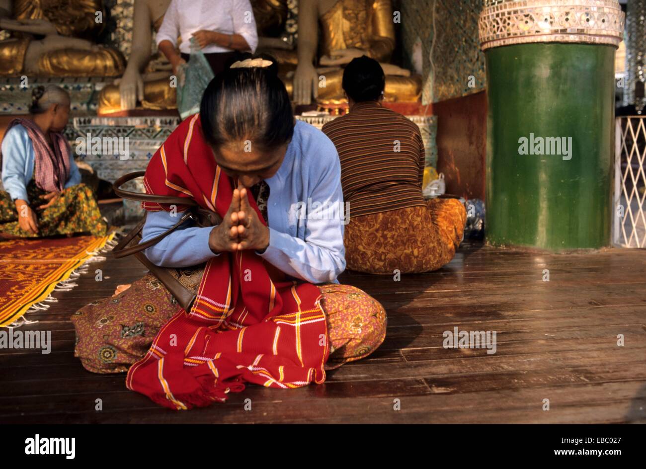 Devoutly hi-res stock photography and images - Alamy