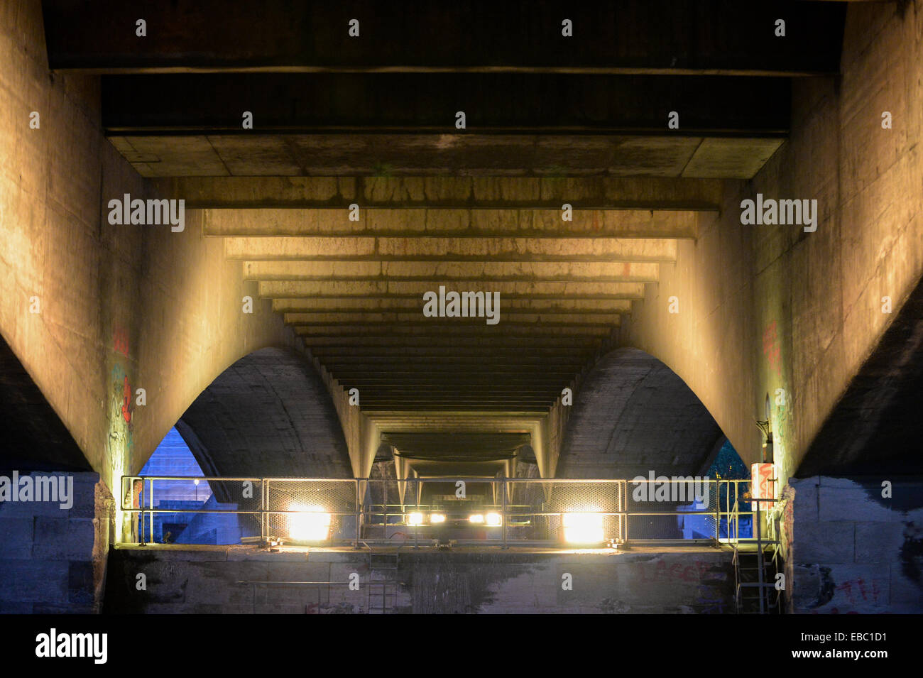 Spotlight illuminated bridge Stock Photo - Alamy