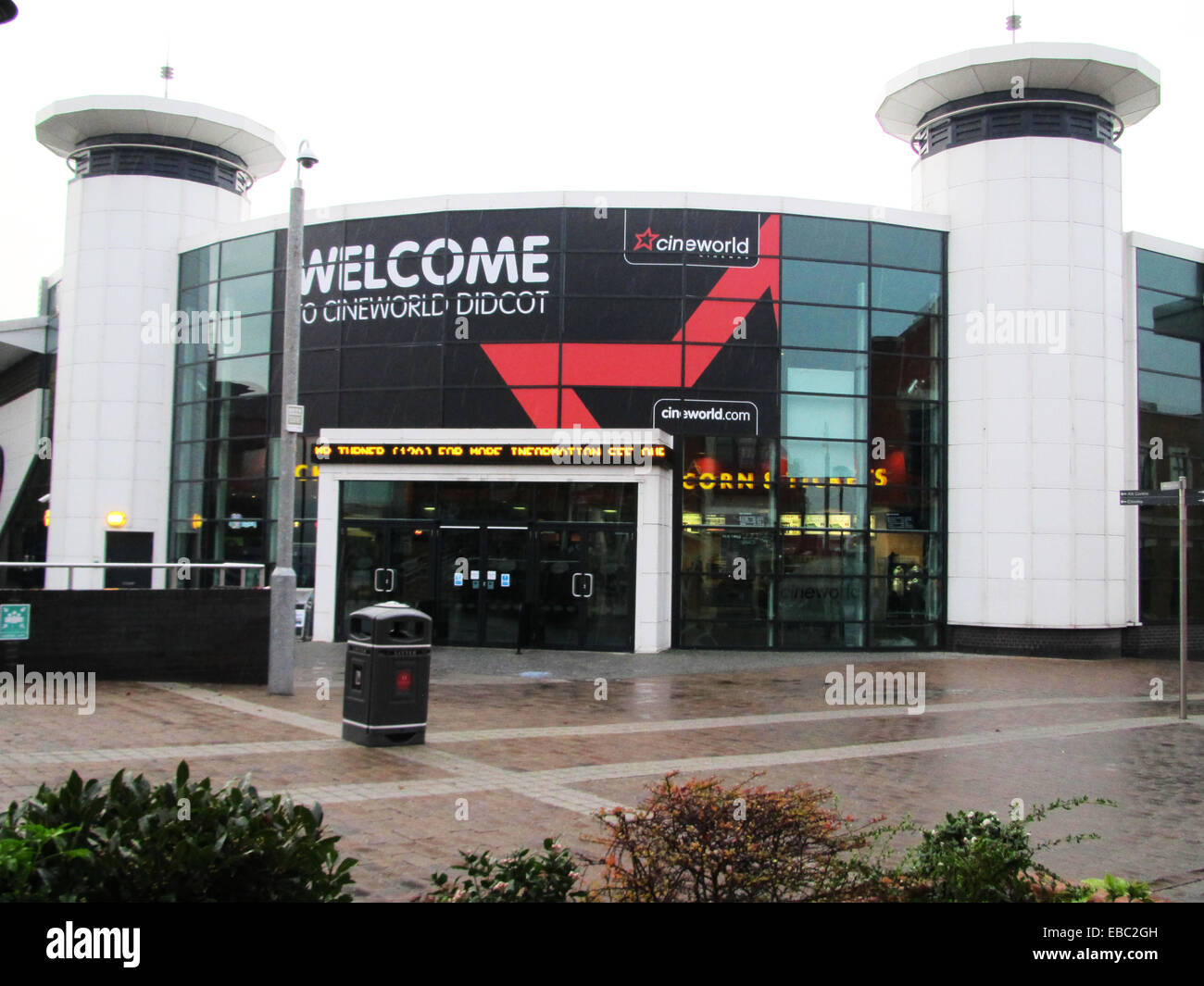 Cineworld cinema hi-res stock photography and images - Alamy