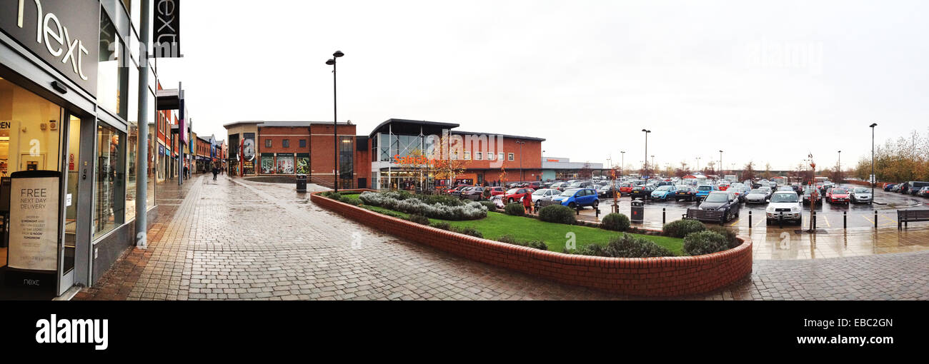 GV Orchard Centre, Didcot Panoramic picture taken outside Next and ...