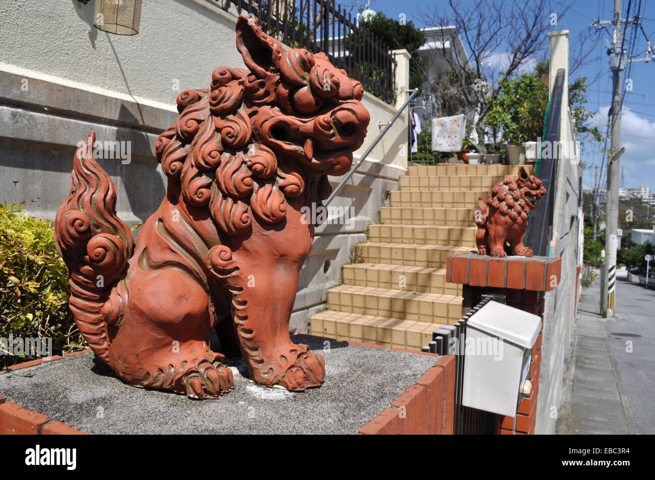 Naha okinawa japan traditional house hi-res stock photography and ...
