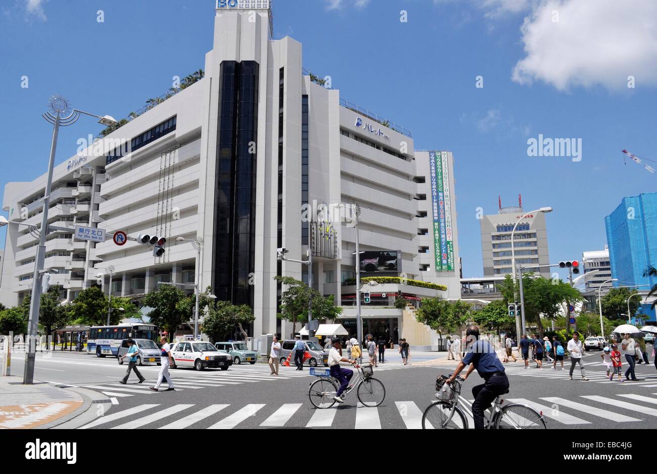 Kokusai dori shopping street naha hi-res stock photography and images ...