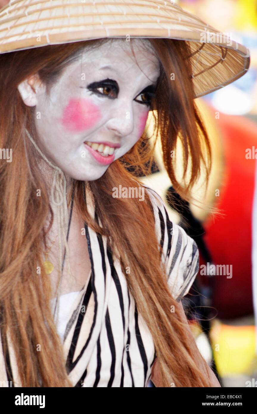 Okinawan woman hi-res stock photography and images - Alamy