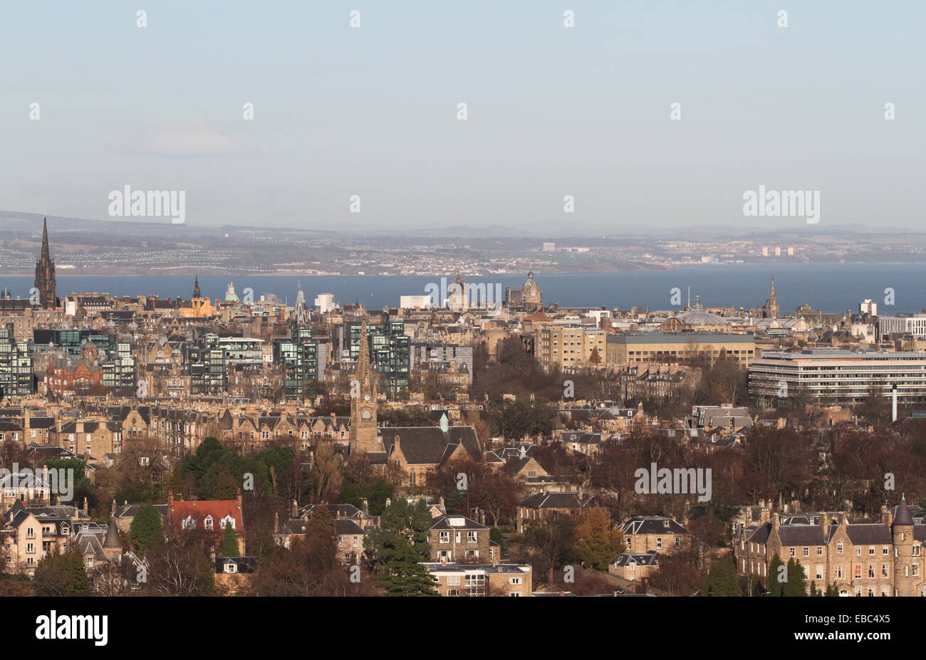 Edinburgh cityscape scotland hi-res stock photography and images - Alamy