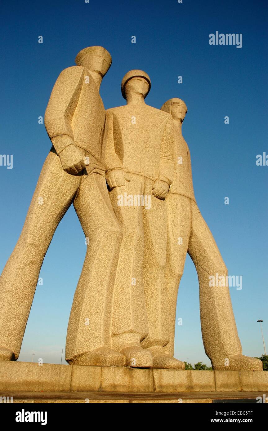 Rio world war ii soldier monument hi-res stock photography and images ...