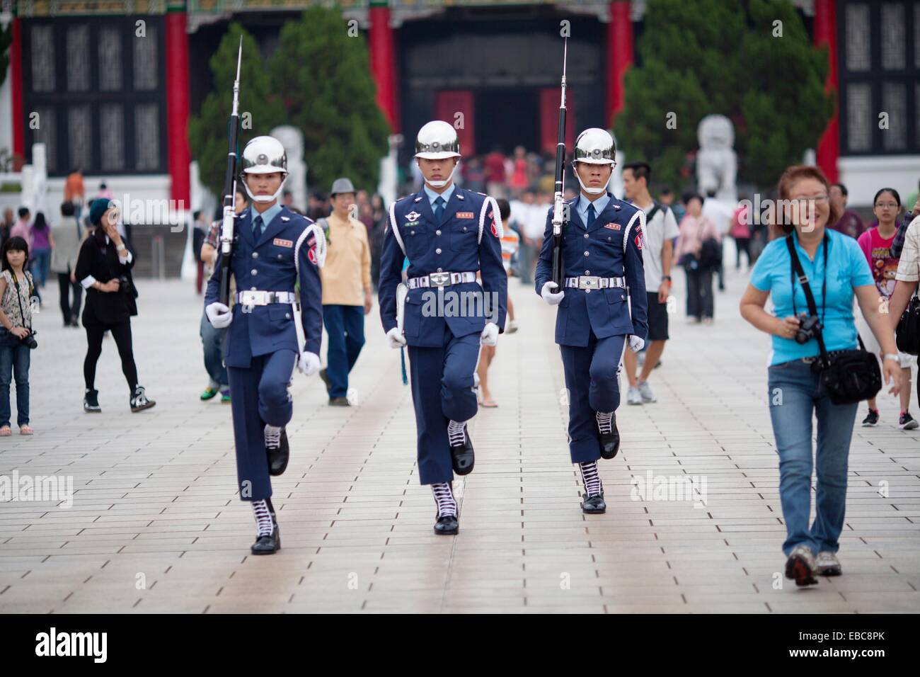 Taiwan army image hi-res stock photography and images - Alamy