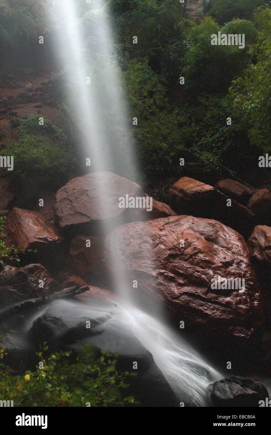 Emerald pools waterfall hi-res stock photography and images - Alamy