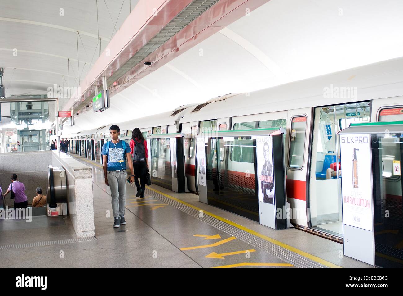 Mrt Carriage Singapore High Resolution Stock Photography and Images - Alamy