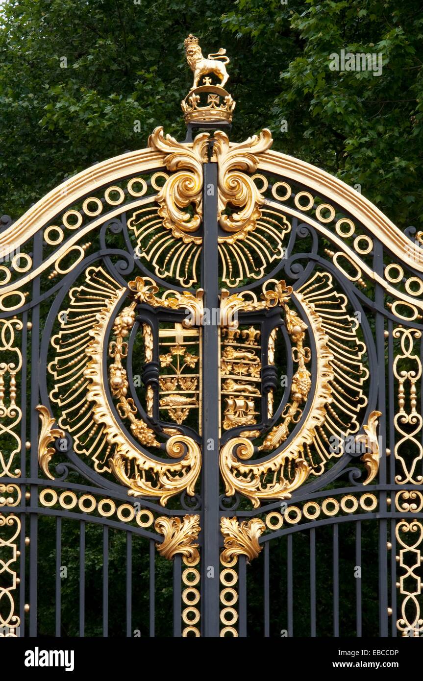 Green Park Gates High Resolution Stock Photography and Images - Alamy