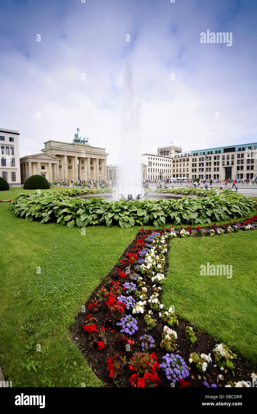 Germany, Berlin, Pariser Platz Square, Brandenburg Gate Stock Photo - Alamy