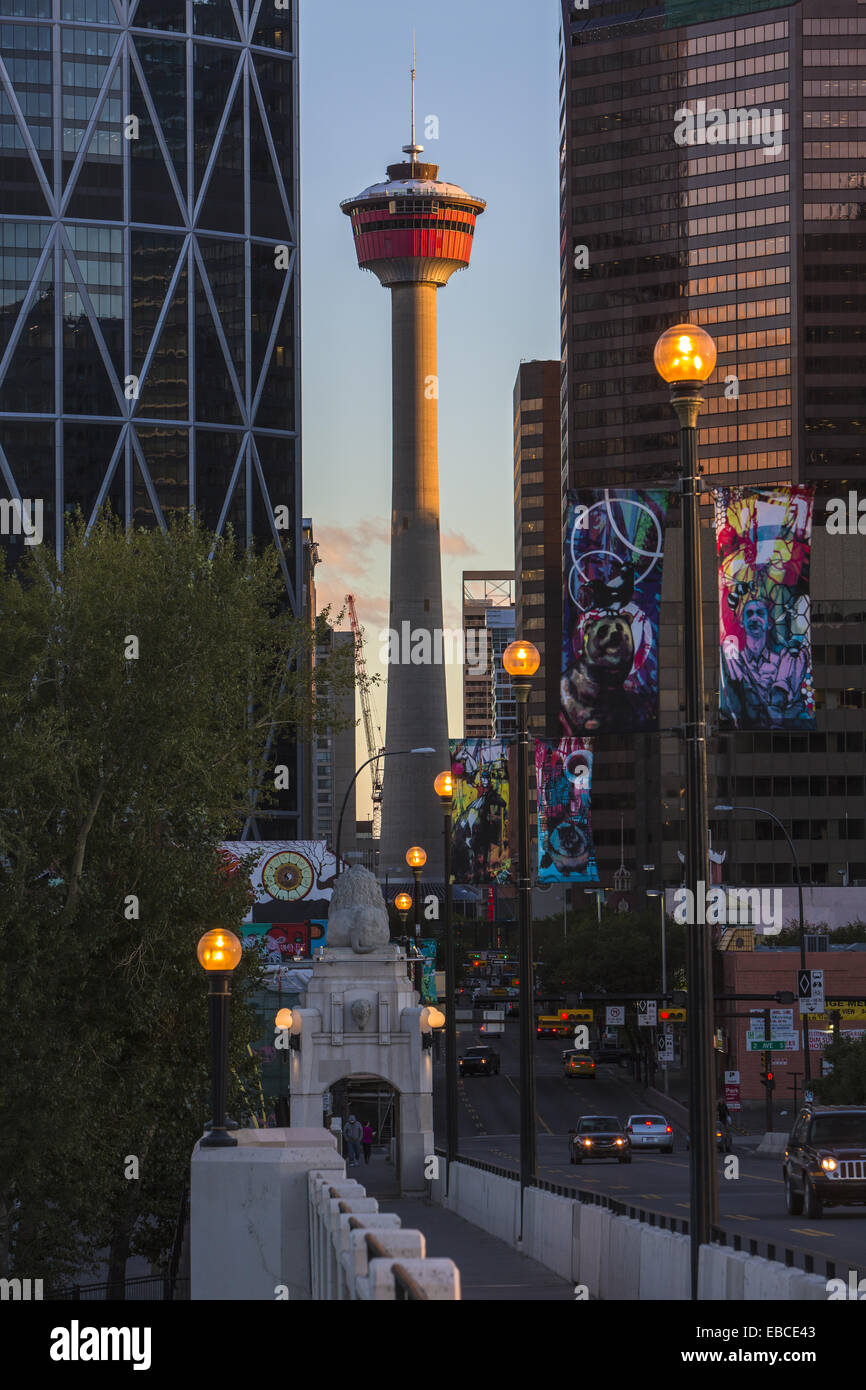 Centre street bridge calgary tower hi-res stock photography and images ...