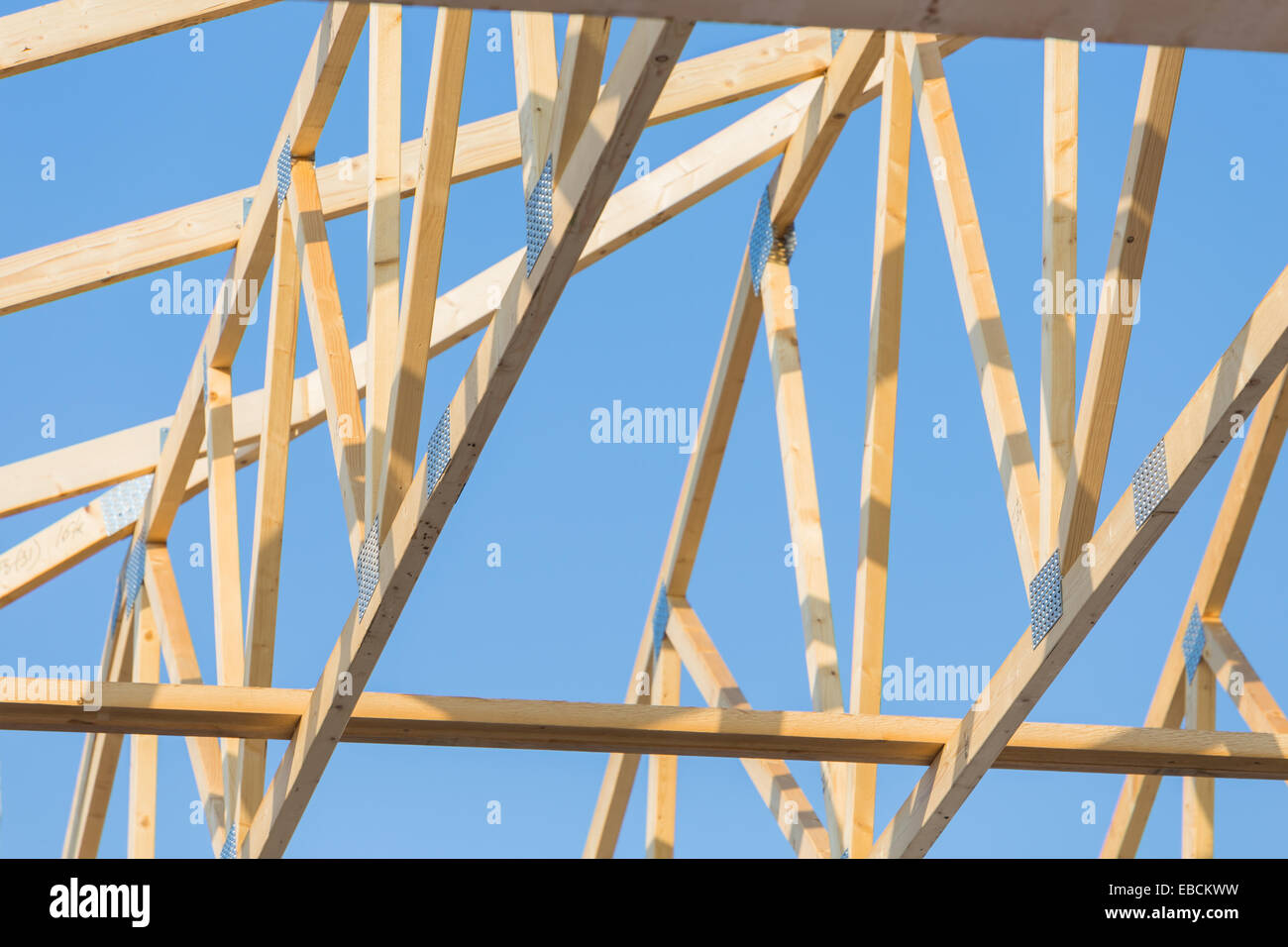 Roof wood framing hi-res stock photography and images - Alamy