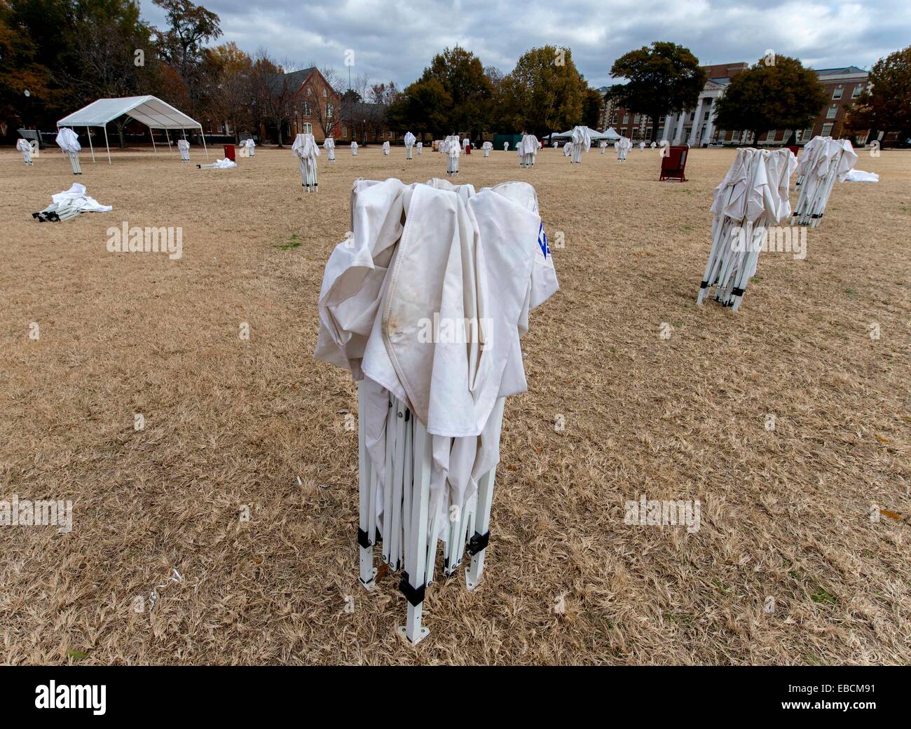 University of alabama bryant denny hi-res stock photography and images ...
