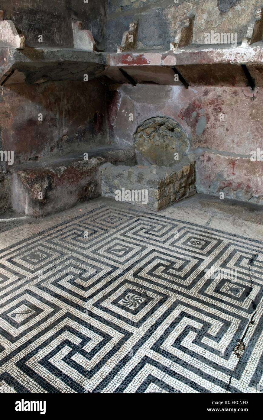 Pompeii mosaic floor thermae hi-res stock photography and images - Alamy