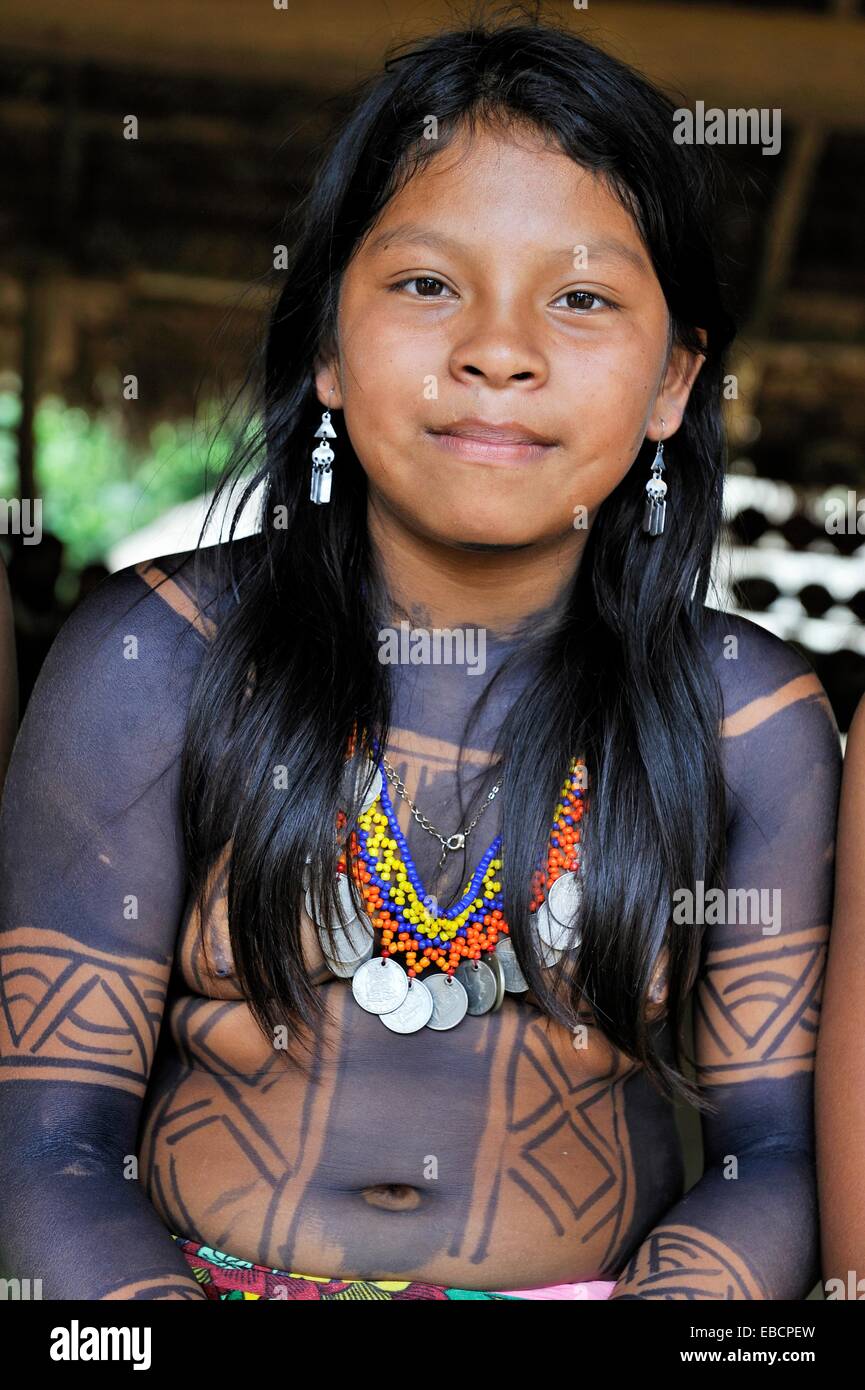Embera native community panama hi-res stock photography and images - Alamy