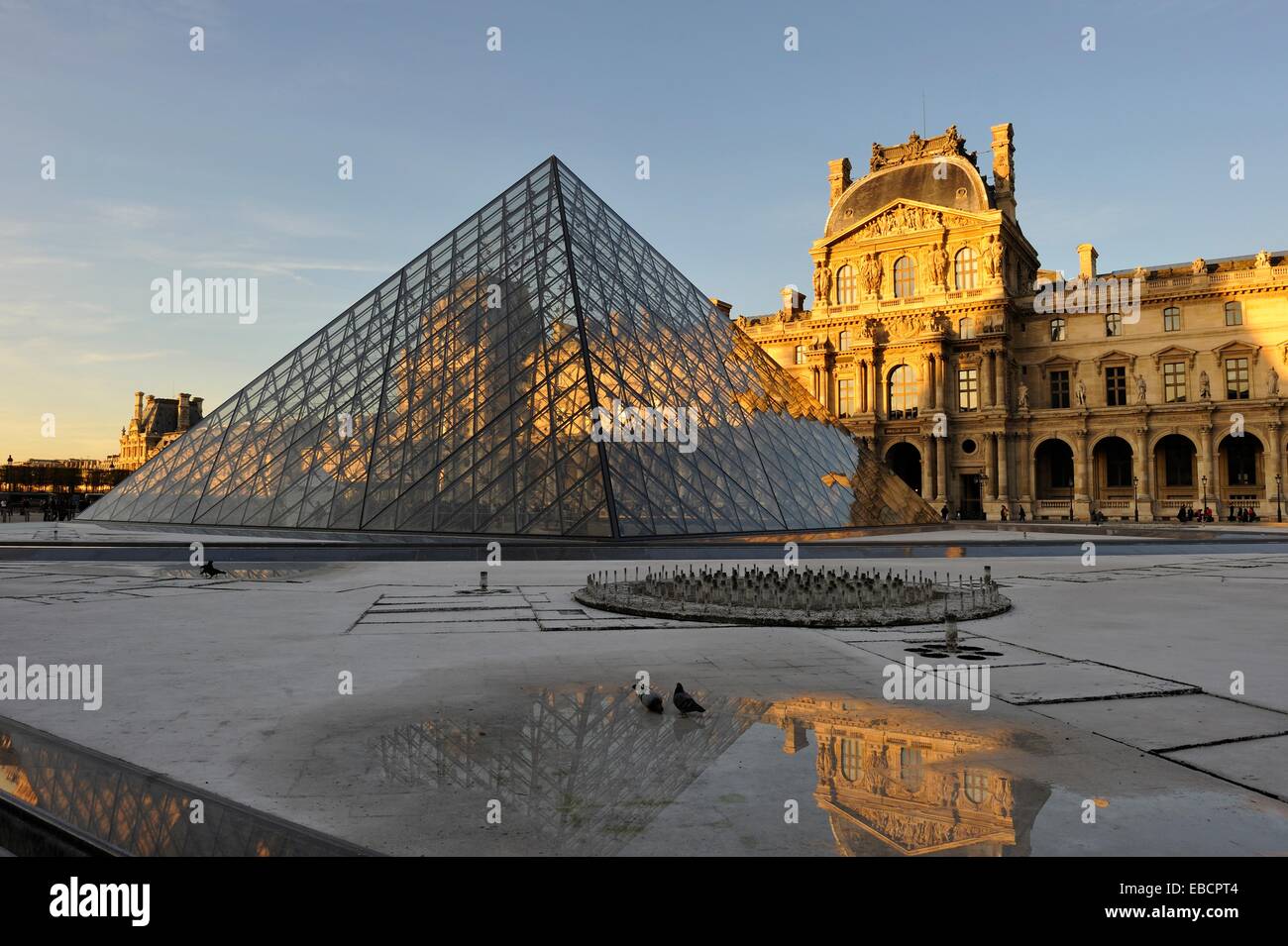 The Pyramid In High Resolution Stock Photography and Images - Alamy