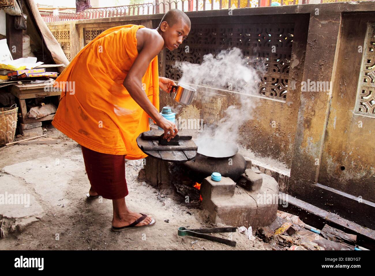 Boiling head hi-res stock photography and images - Alamy