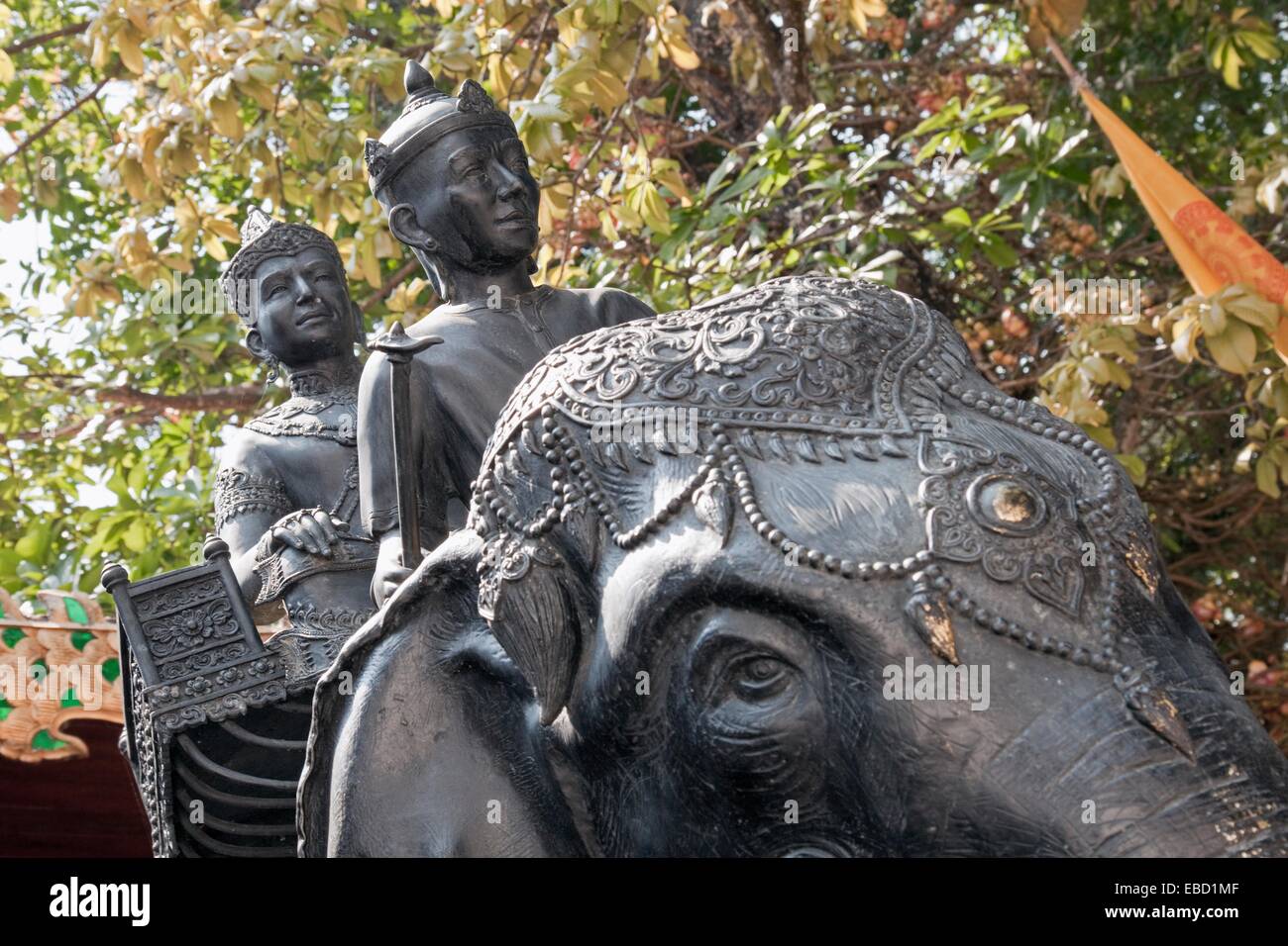 Asian elephant statue hi-res stock photography and images - Alamy