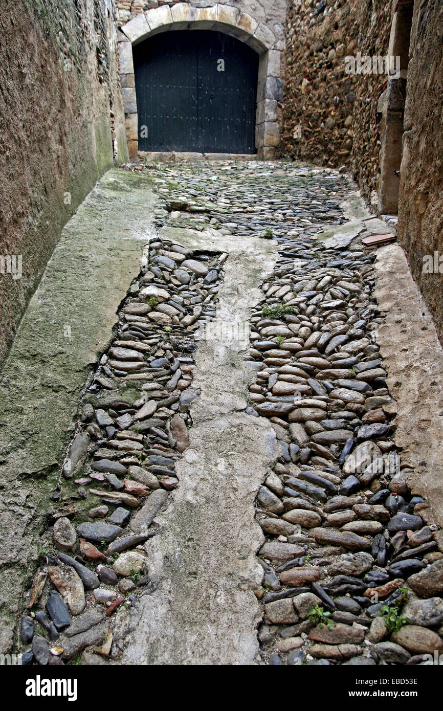 Cobbled street, Peralada, Catalonia, Spain Stock Photo - Alamy