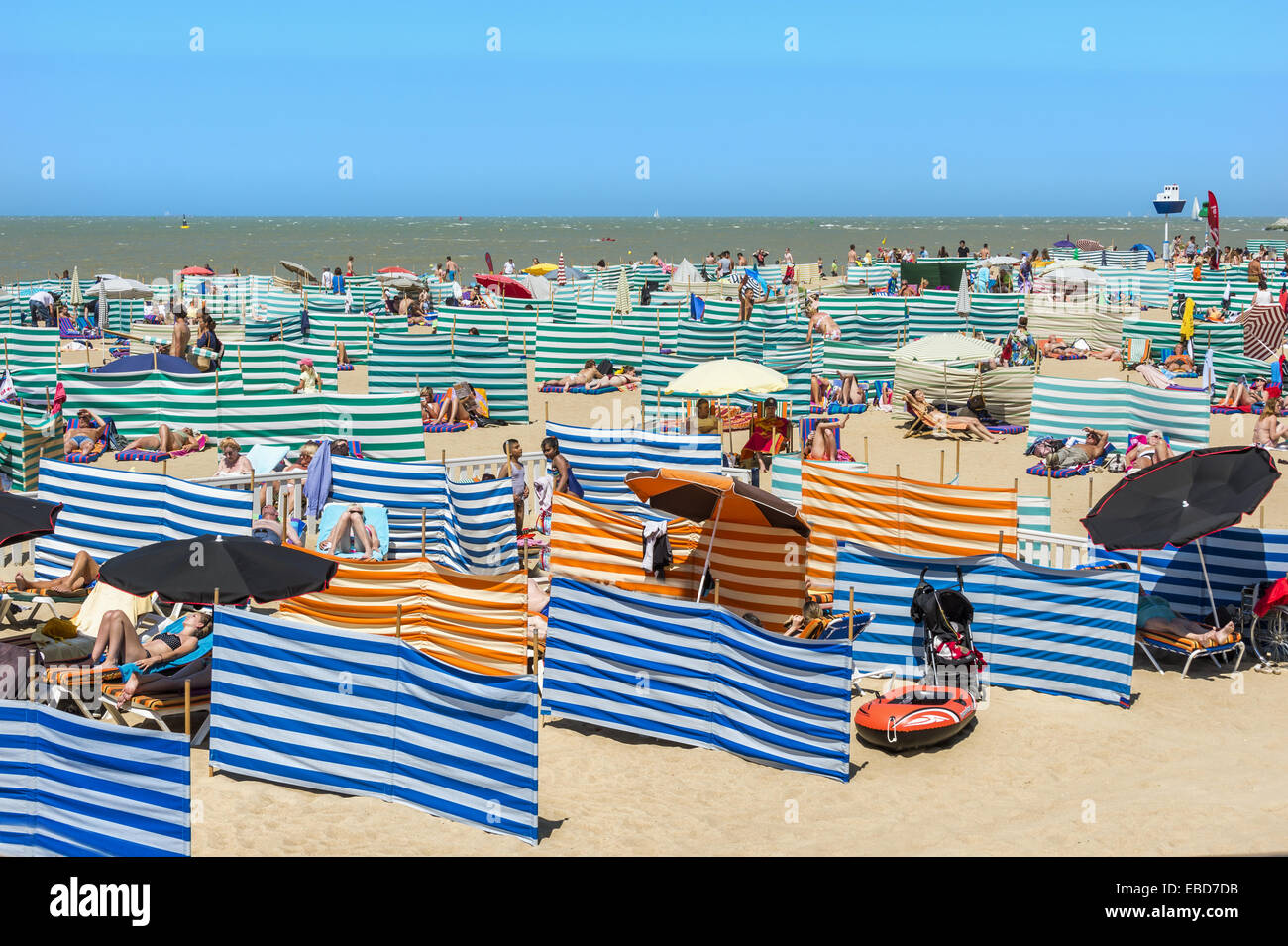 Oostende beach north sea coast hi-res stock photography and images - Alamy