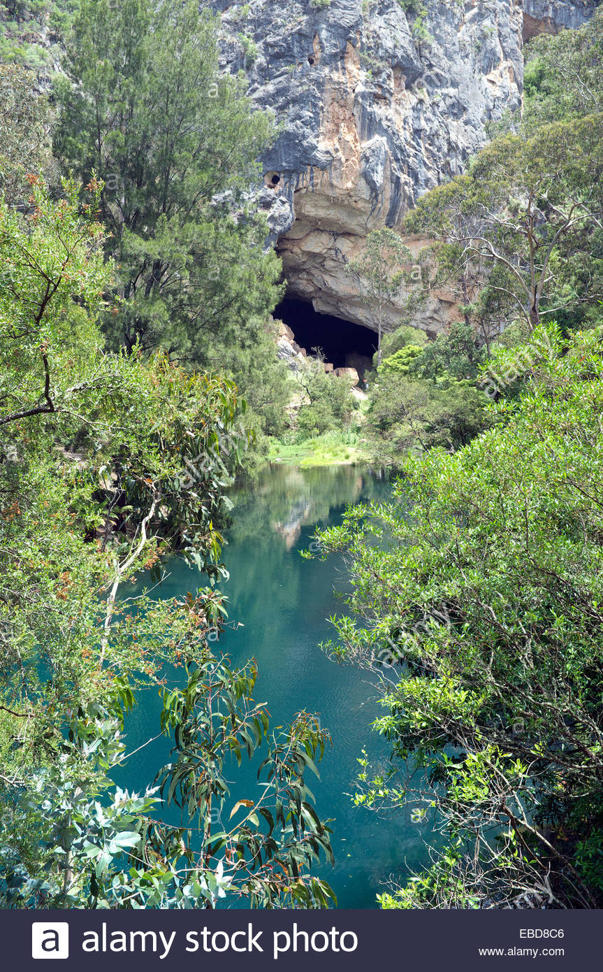 Jenolan Caves Blue Mountains High Resolution Stock Photography and ...
