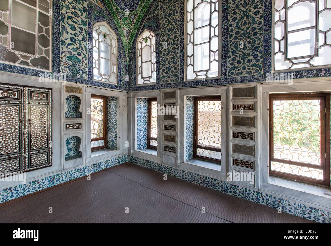 Harem section hi-res stock photography and images - Alamy