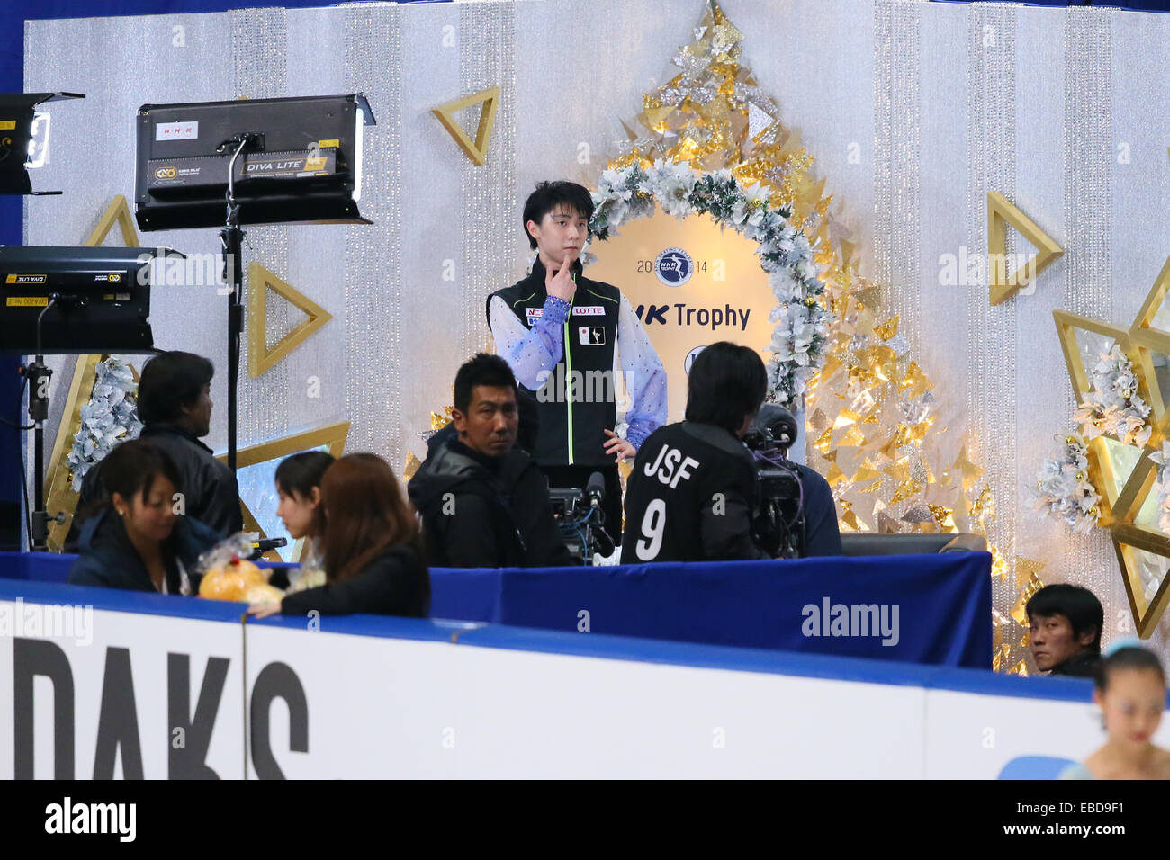 Osaka, Japan. 28th Nov, 2014. Yuzuru Hanyu (JPN) Figure Skating : ISU Grand Prix of Figure ...