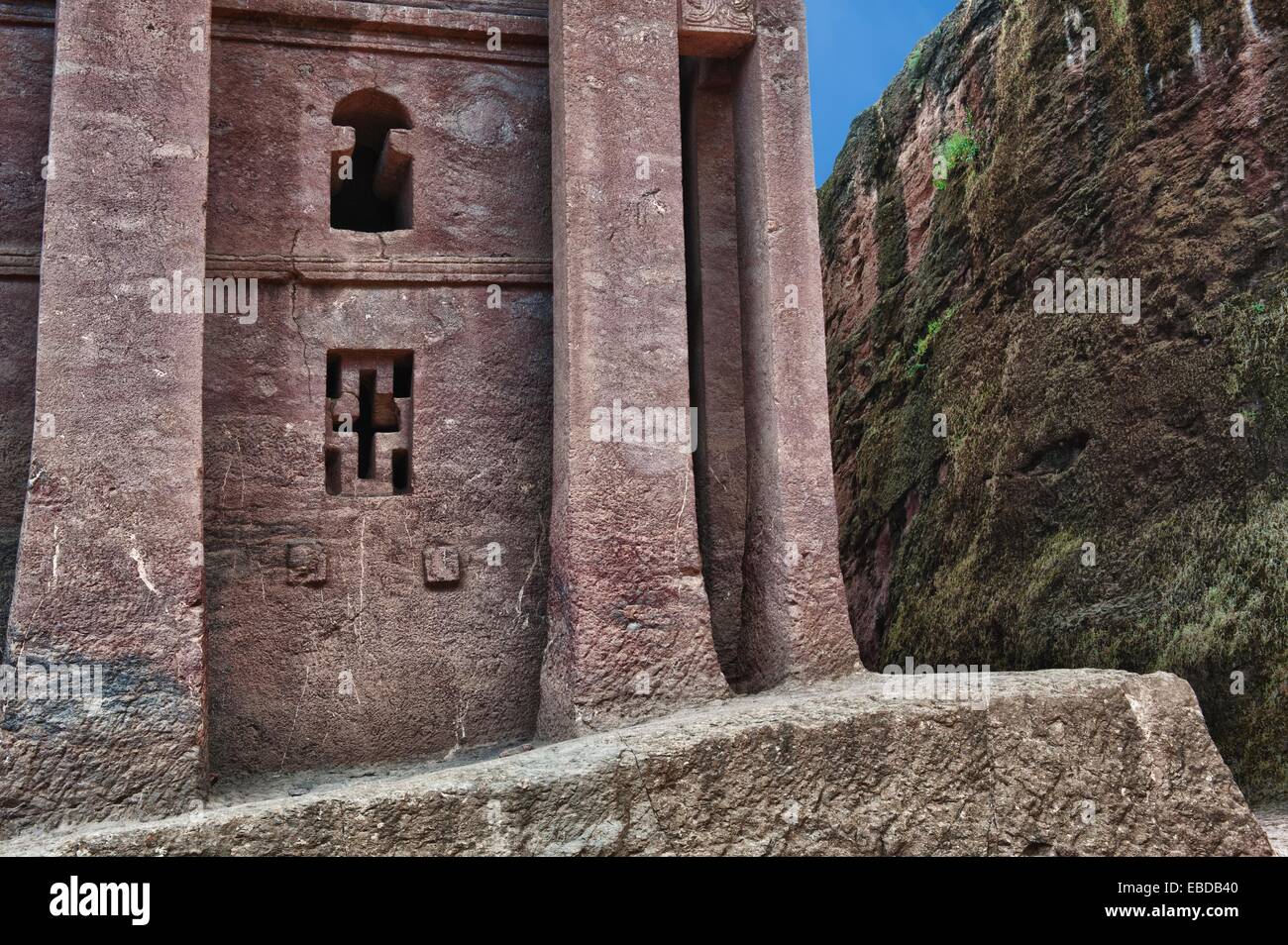 Monolithic construction hi-res stock photography and images - Alamy